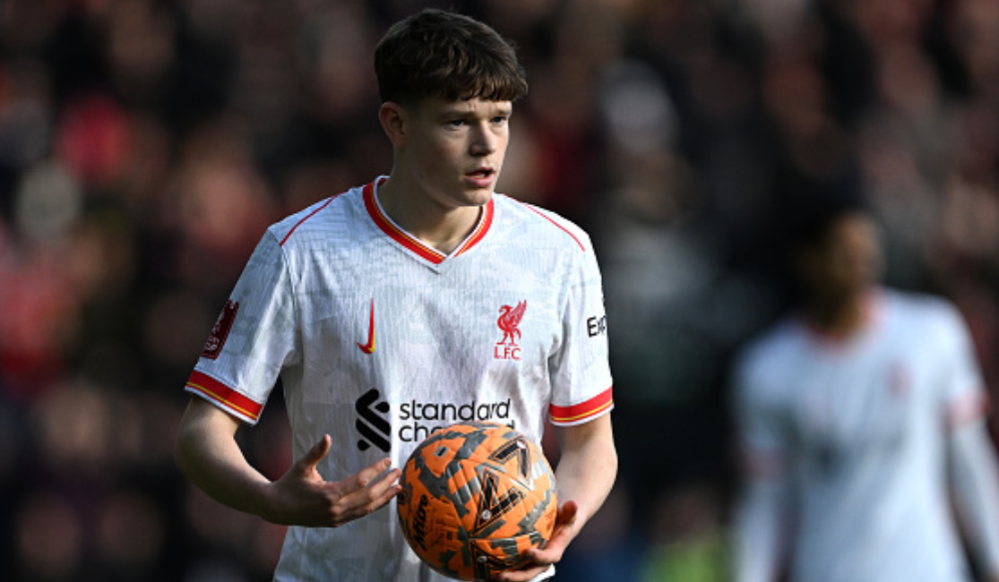 Liverpool midfielder makes European switch